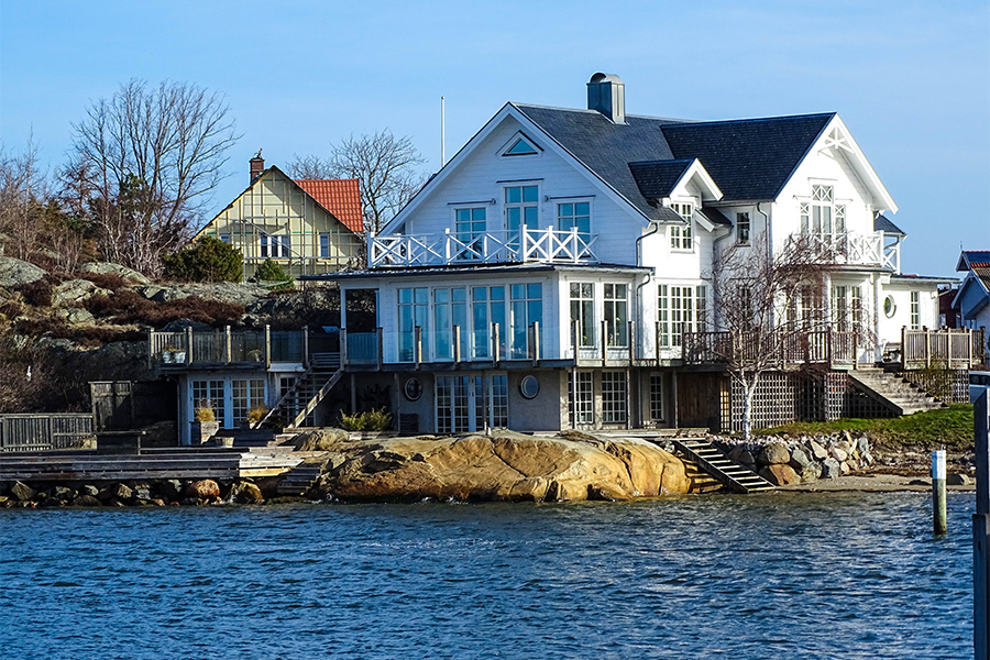Ferienhaus mit Wasserzugang | Urlaub am Wasser | Perfekt für Angler ...